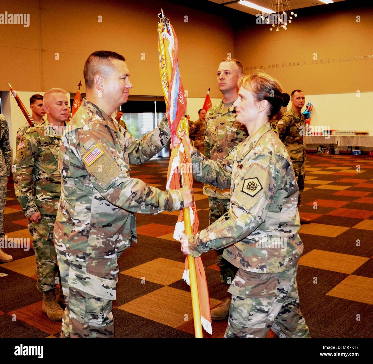 98th expeditionary signal battalion hi-res stock photography and images ...