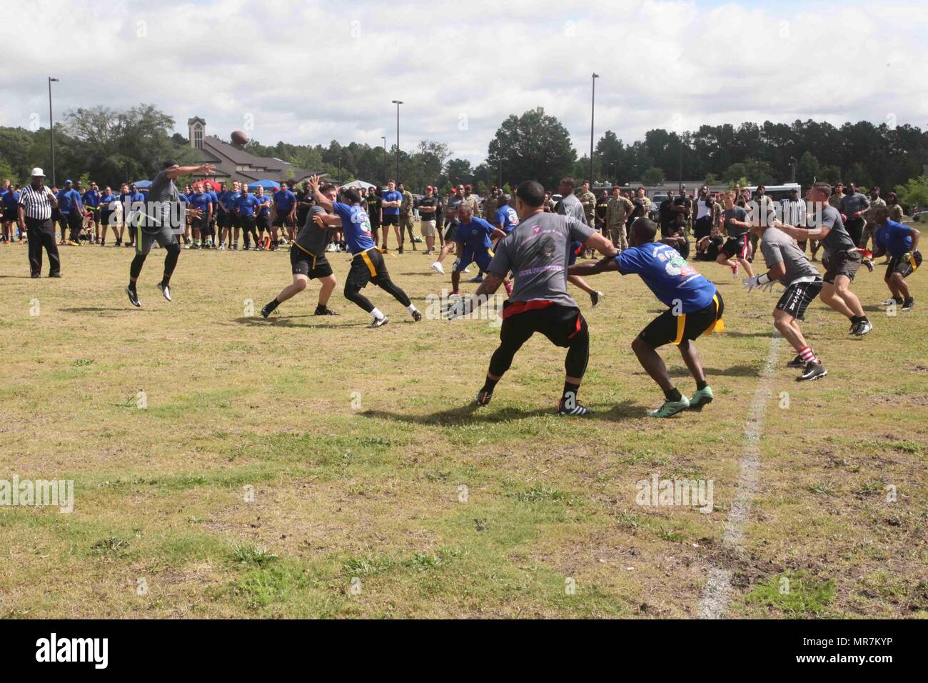 Paratroopers assigned to the 82nd Airborne Division Sustainment Brigade ...