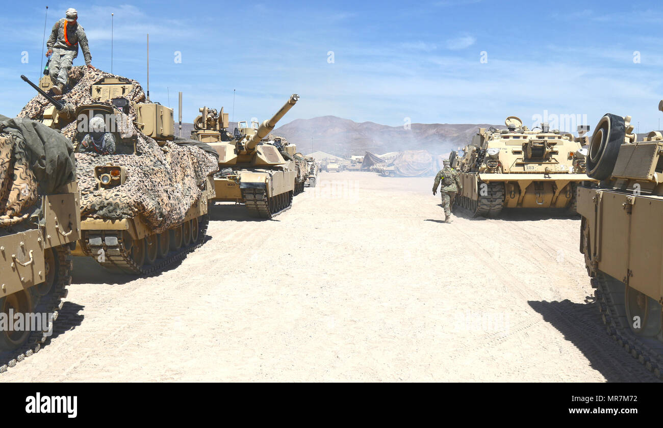 Soldiers with the 155th Armored Brigade Combat Team, Mississippi ...