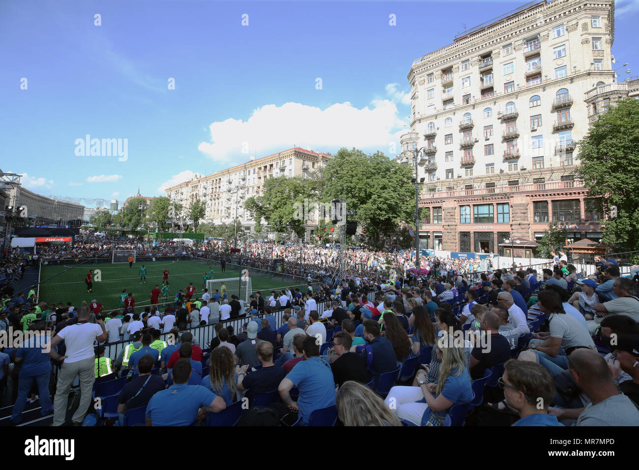 Champions league final tomorrow night hi-res stock photography and ...