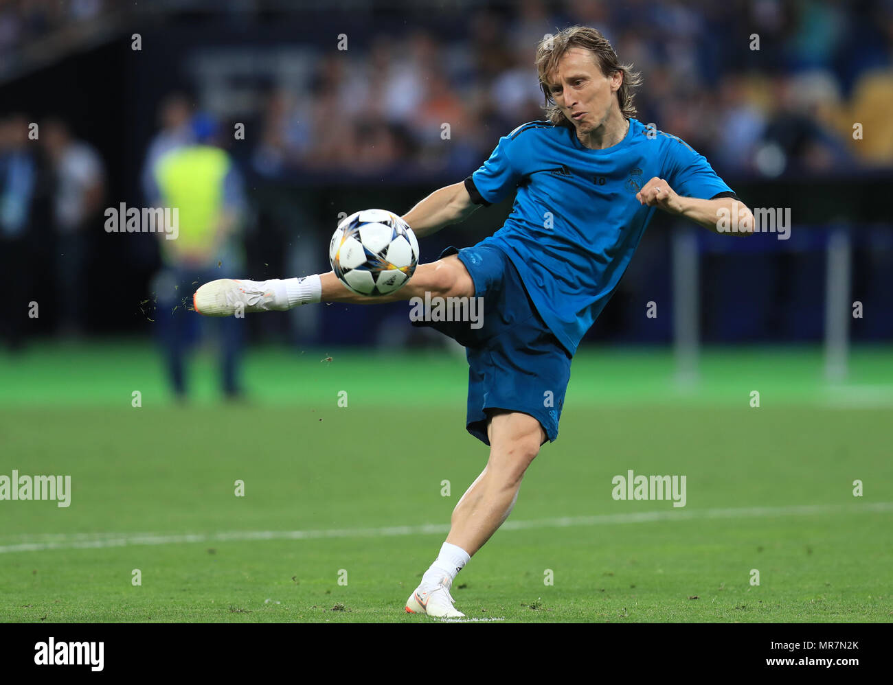 Luka modric training hi-res stock photography and images - Alamy