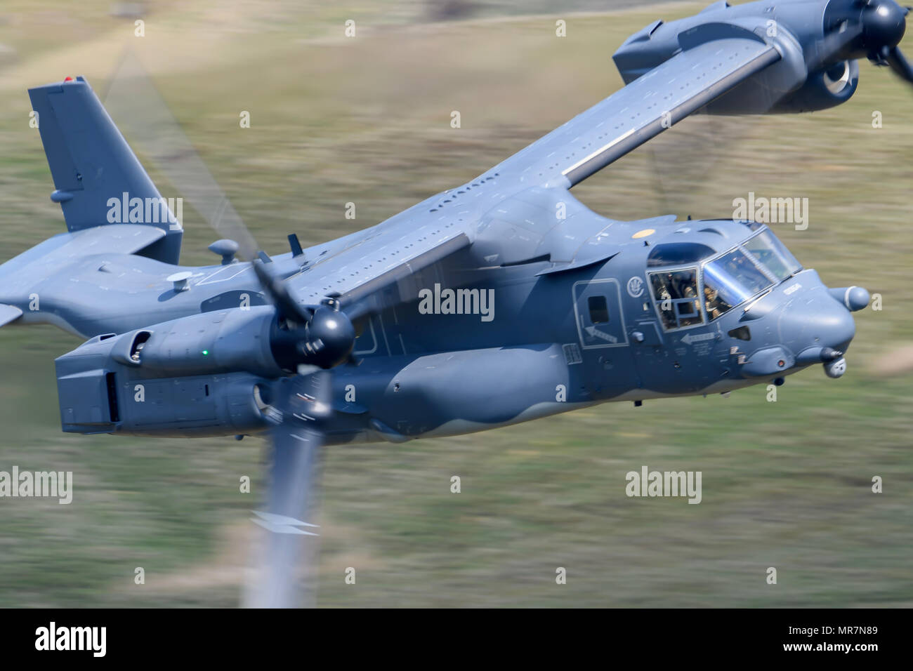 USAF CV-22 Osprey flying through the Mack Loop Stock Photo - Alamy
