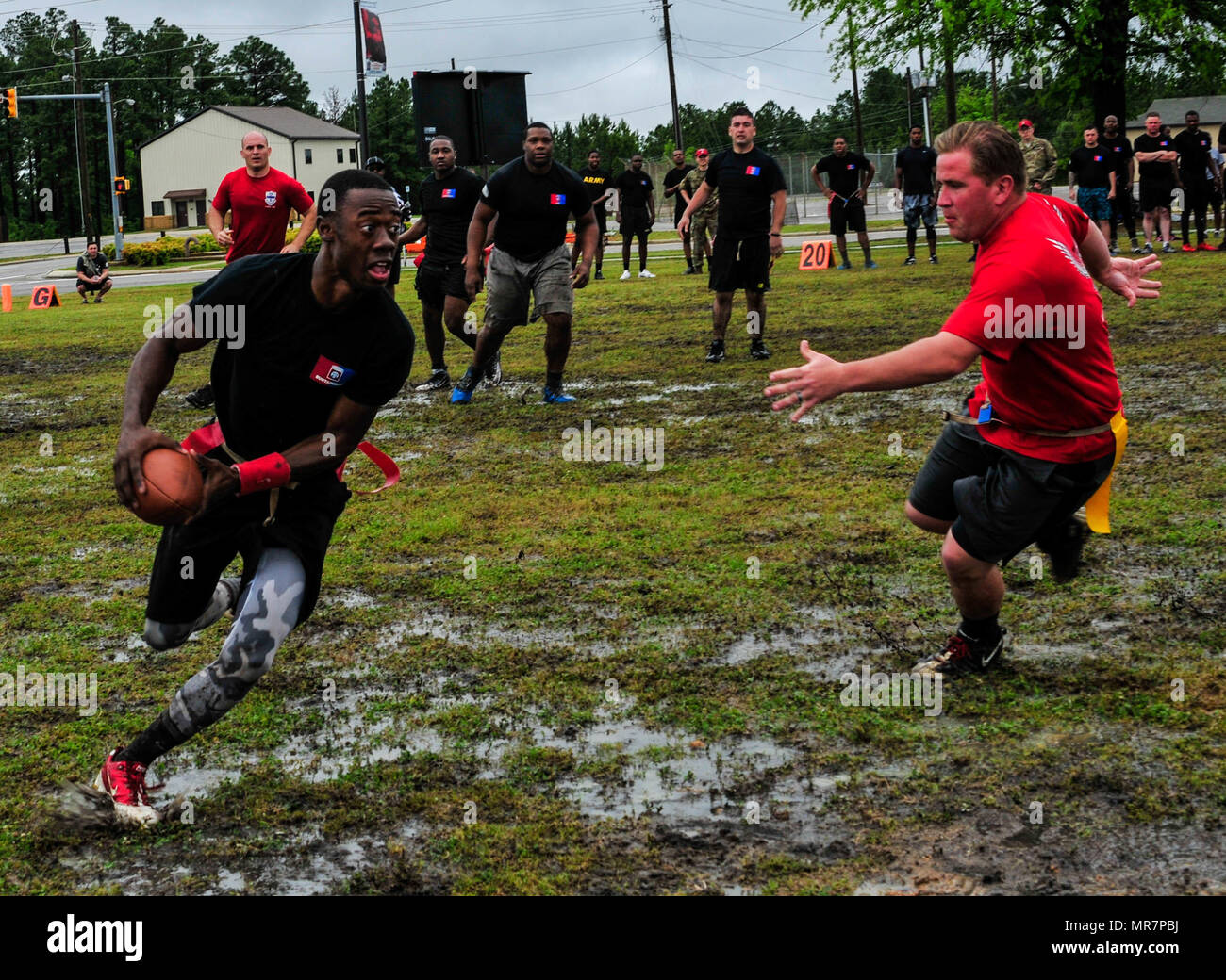 Paratroopers assigned to the 189th Combat Sustainment Support Battalion ...