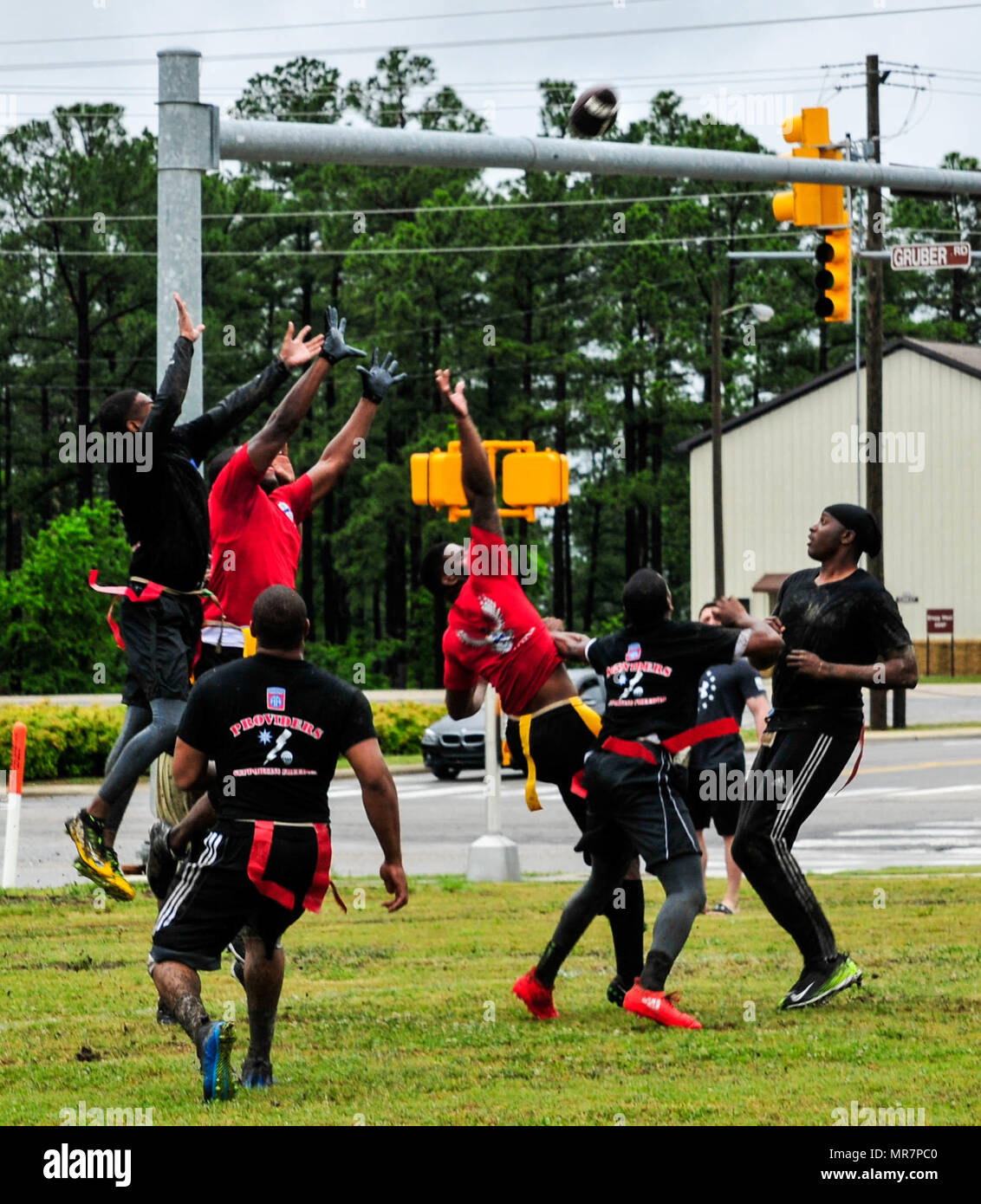 Paratroopers assigned to the 189th Combat Sustainment Support Battalion ...
