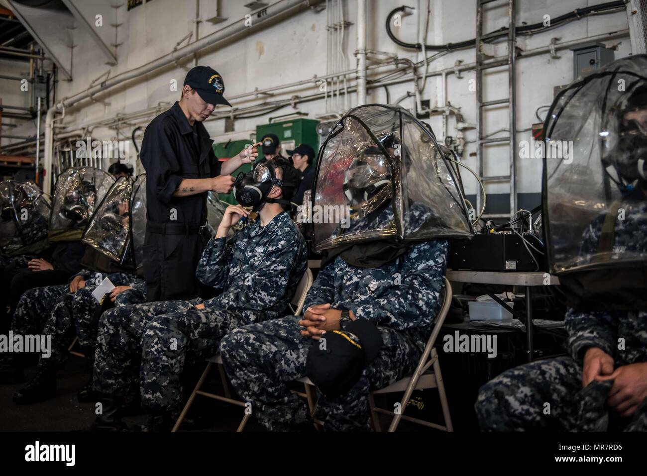 170522-N-TV230-073 PACIFIC OCEAN (May 22, 2017) Sailors receive gas ...