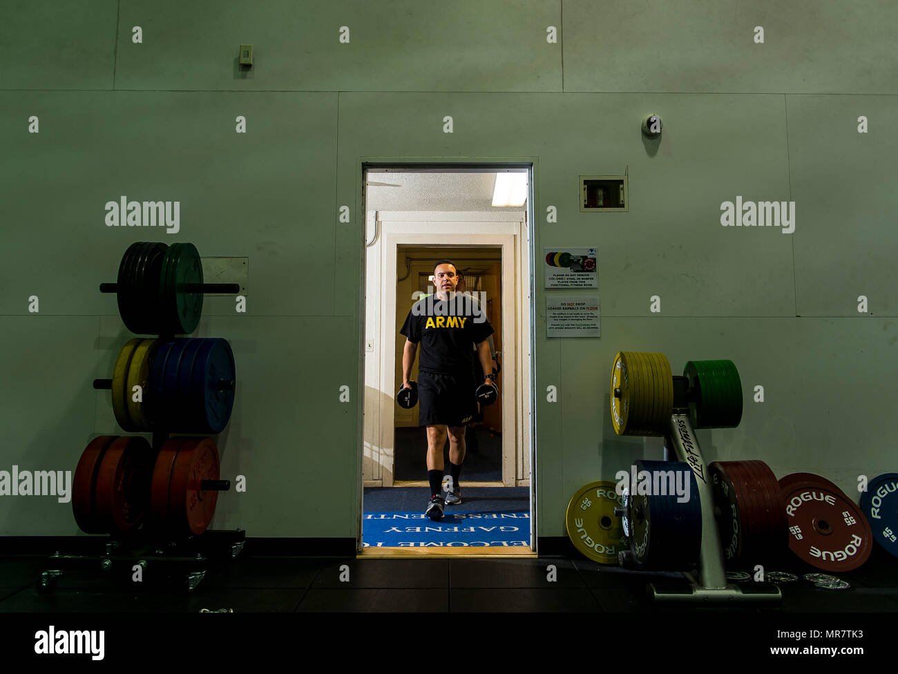 Army body fat composition hi-res stock photography and images - Alamy