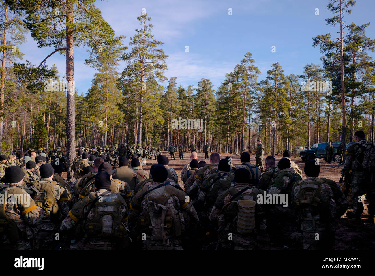 U.S. Soldiers of Apache Troop, 1st Squadron, 2nd Cavalry Regiment, get ...