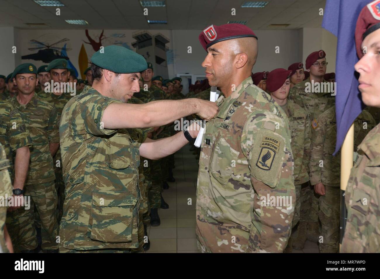 Paratroopers from 1st Battalion, 503rd Infantry Regiment, 173rd ...