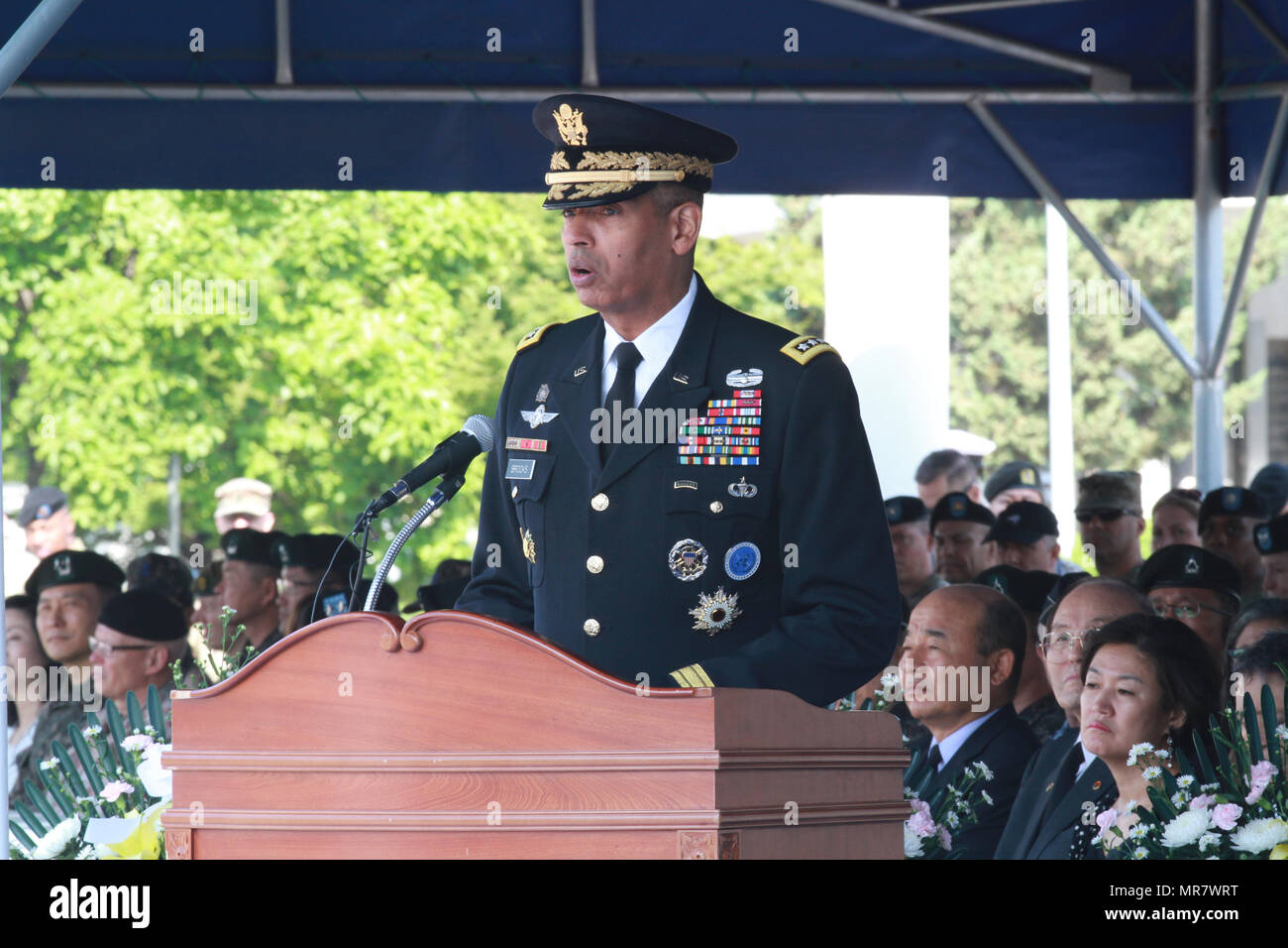 Gen. Vincent K. Brooks, United Nations Command, Combined Forces Command ...
