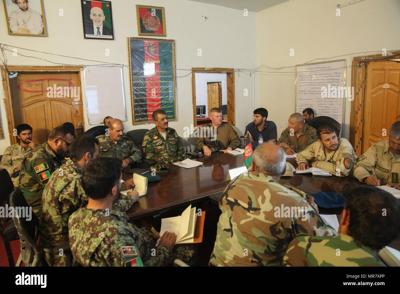 Afghan National Army soldiers with the 215th Corps and U.S. Marines ...
