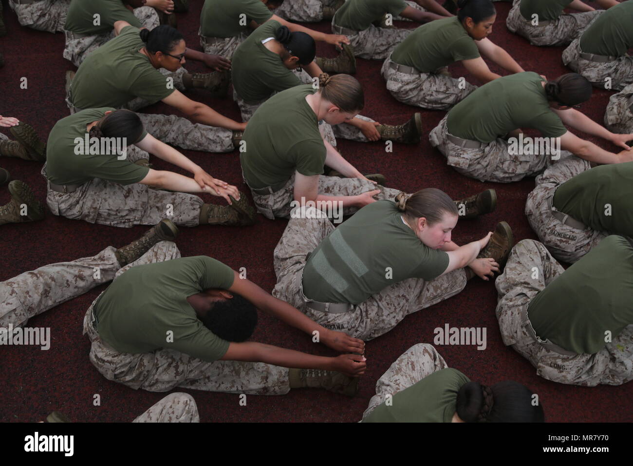 U.S. Marine Corps Recruits with Oscar Company, 4th Battalion, Recruit ...