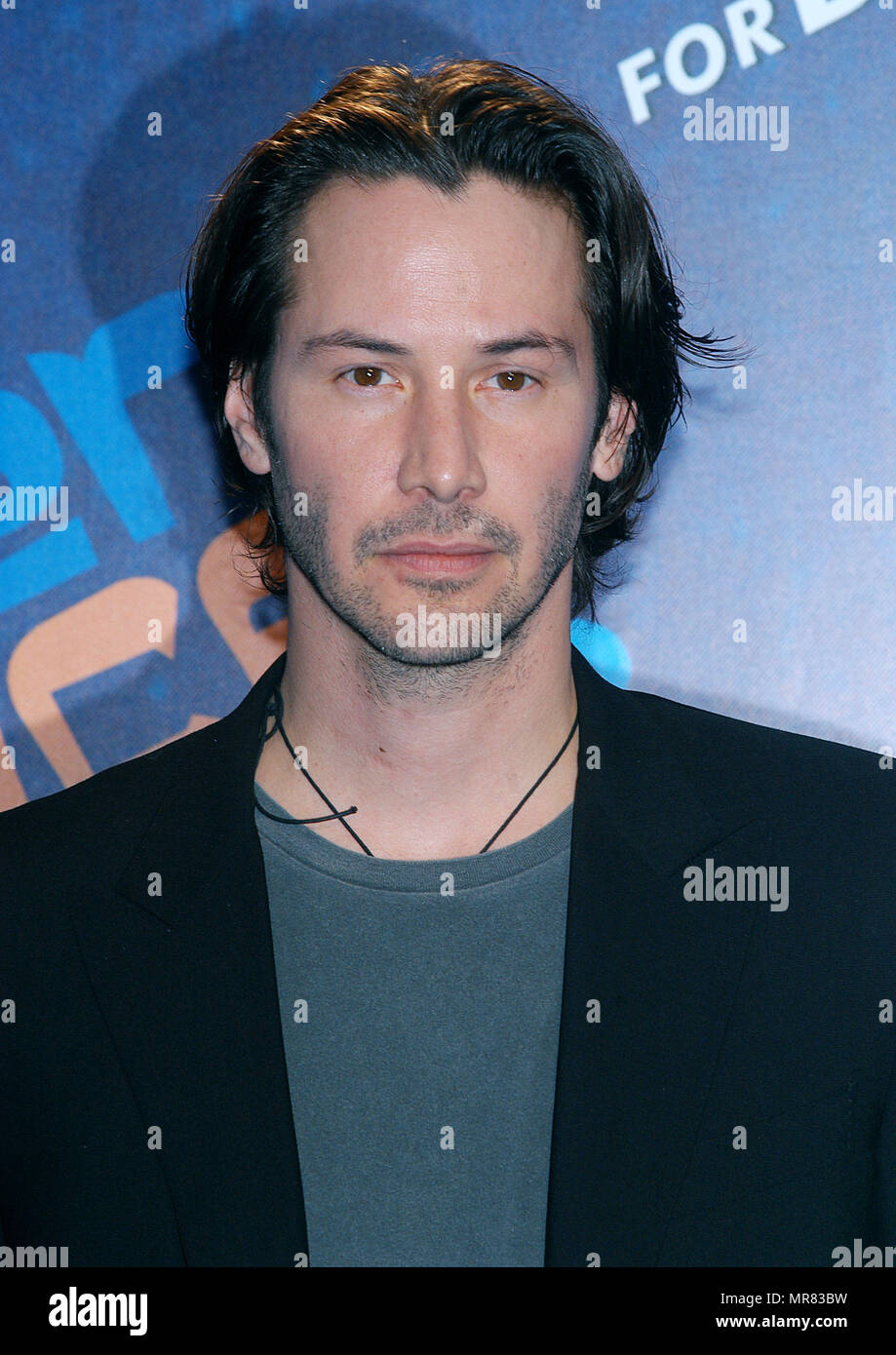 Keanu Reeves backstage at the " Teen Choice Awards 2003 " at the ...