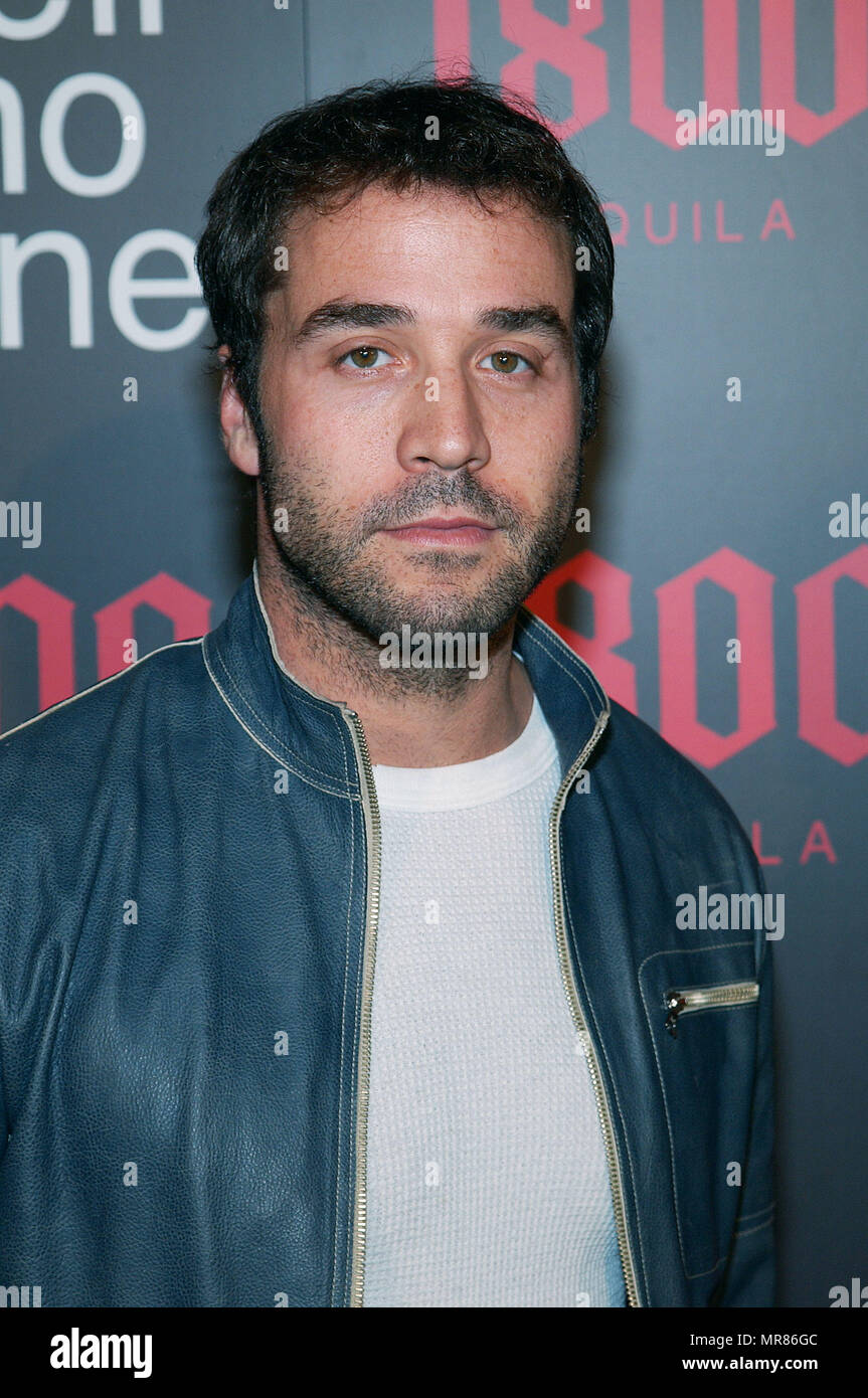 Jeremy Piven arriving "At Tell No One, talent party promoting the 1800 ...