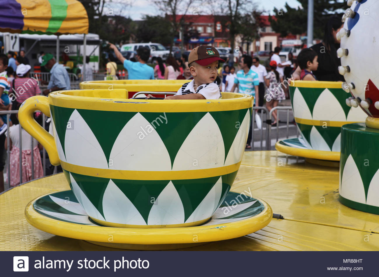 Teacup Ride Not Disneyland Not Disney Stock Photos & Teacup Ride Not ...