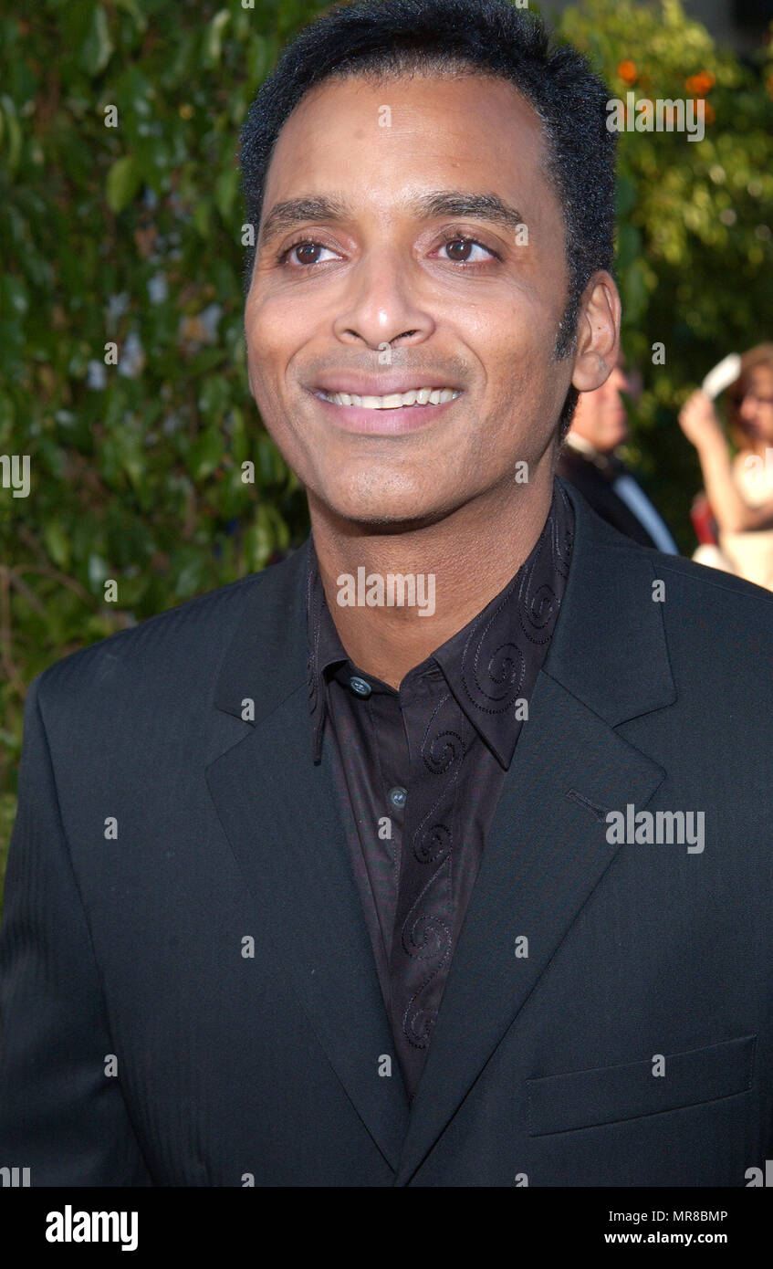 Jon Secada arrives at the 3rd Annual Latin Grammy Awards at the Kodak ...