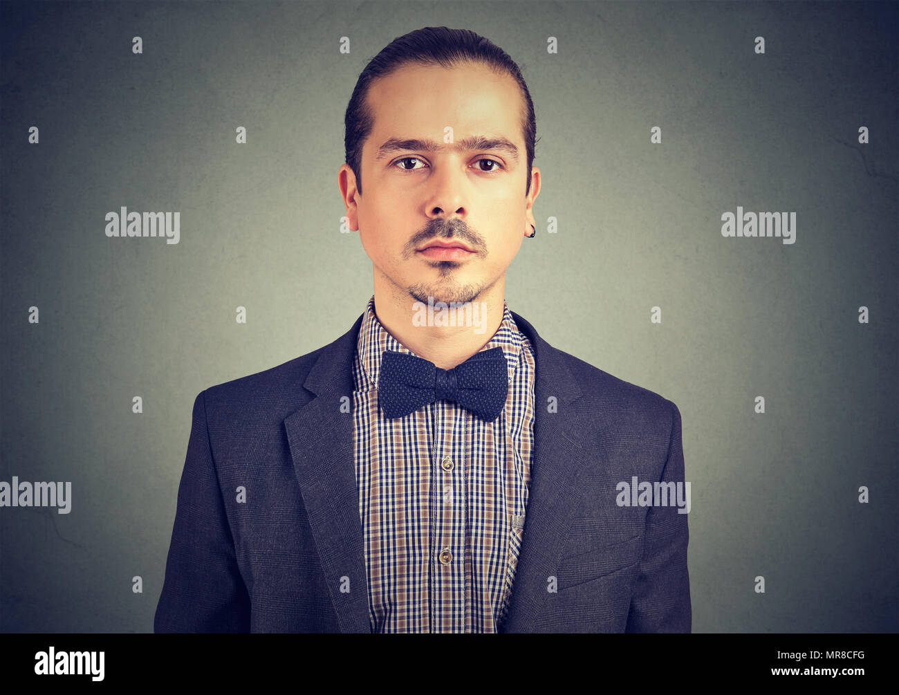 Man serious fashion hi-res stock photography and images - Alamy