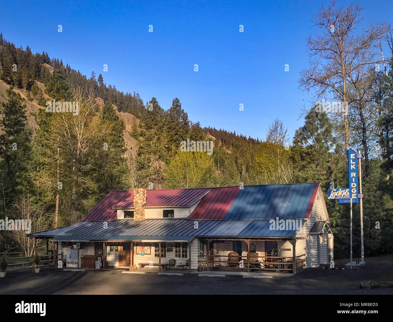 Elk Ridge Campground Lodge on the Naches River in Nile Valley near ...
