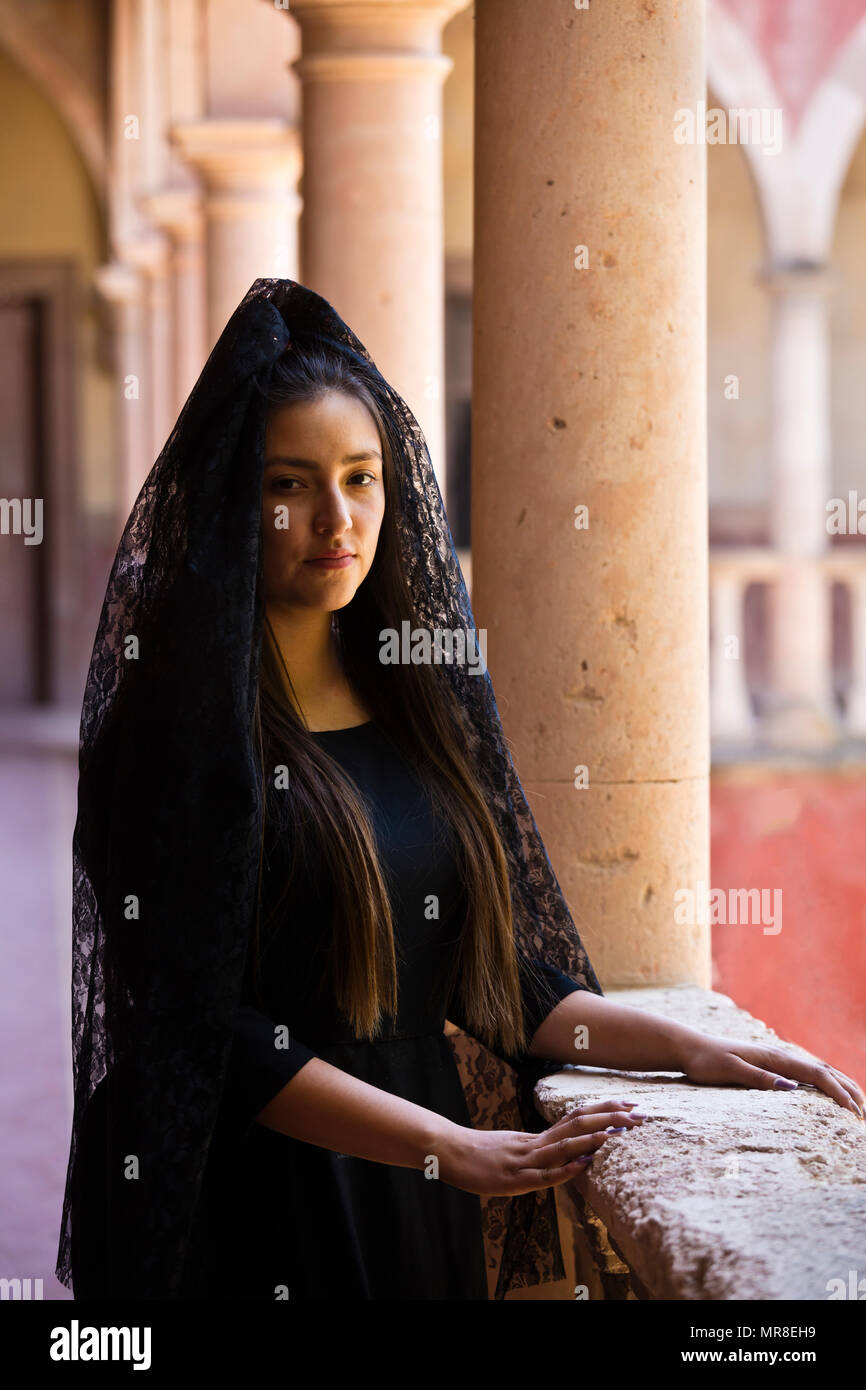 Mantilla hi-res stock photography and images - Alamy