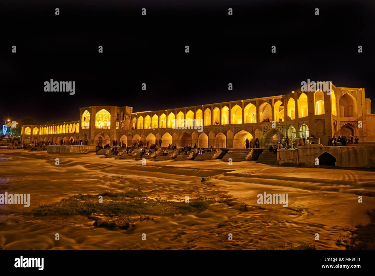 Khaju Bridge Isfahan Stock Photo - Alamy