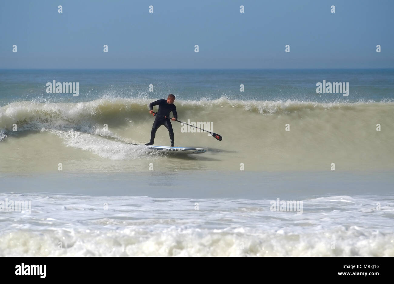 Paddle in sea hi-res stock photography and images - Alamy