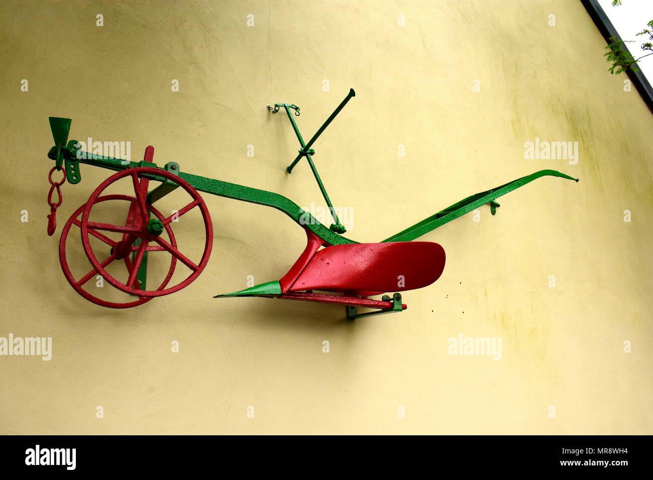 Horse drawn plough hi-res stock photography and images - Alamy