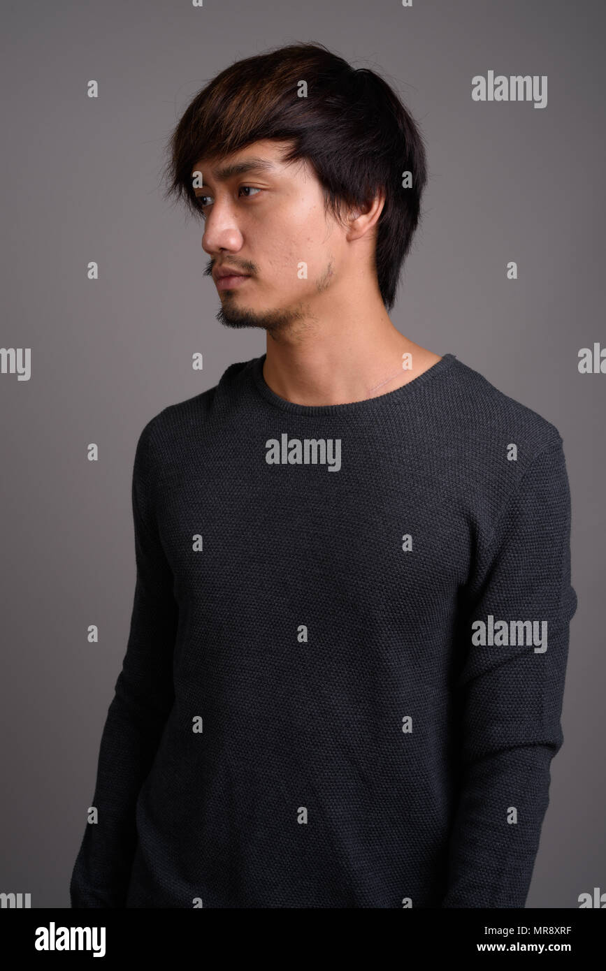 Side profile asian man hi-res stock photography and images - Alamy