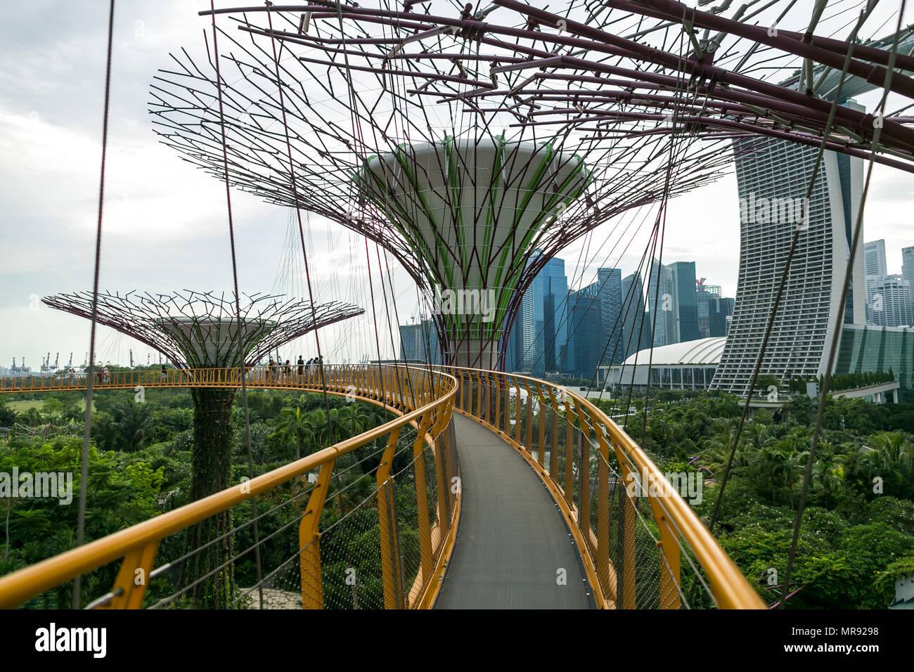 Modern monuments hi-res stock photography and images - Alamy