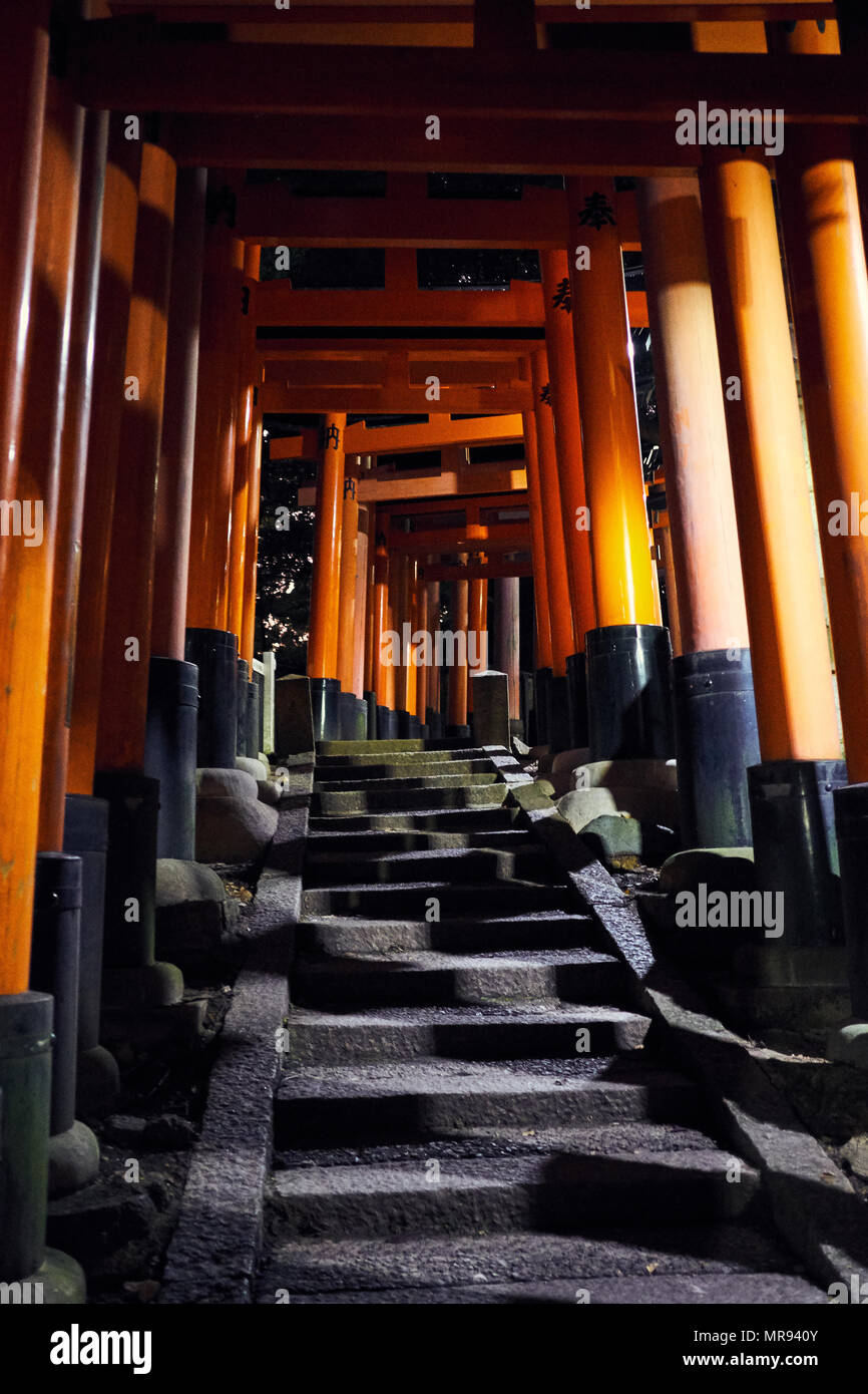 Torri gateway hi-res stock photography and images - Alamy