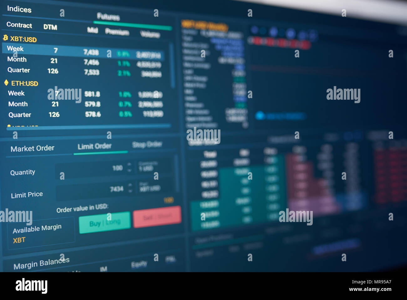 Cryptocurrency screen hi-res stock photography and images - Alamy