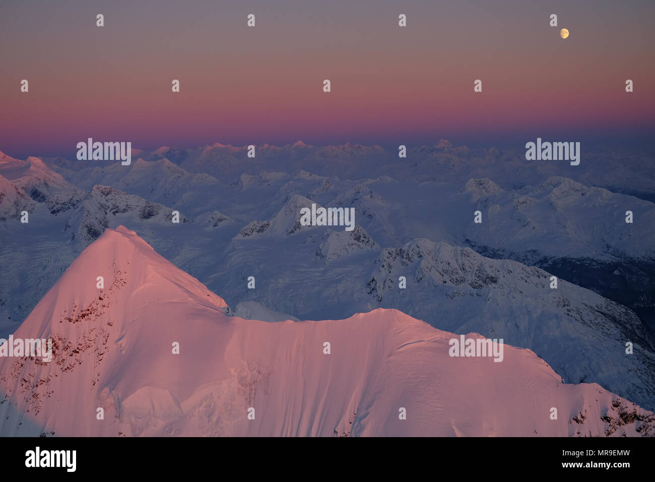 Full moon moonrise hi-res stock photography and images - Alamy