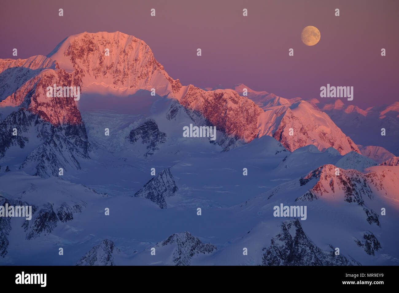 Aerial mount gilbert chugach mountains hi-res stock photography and ...