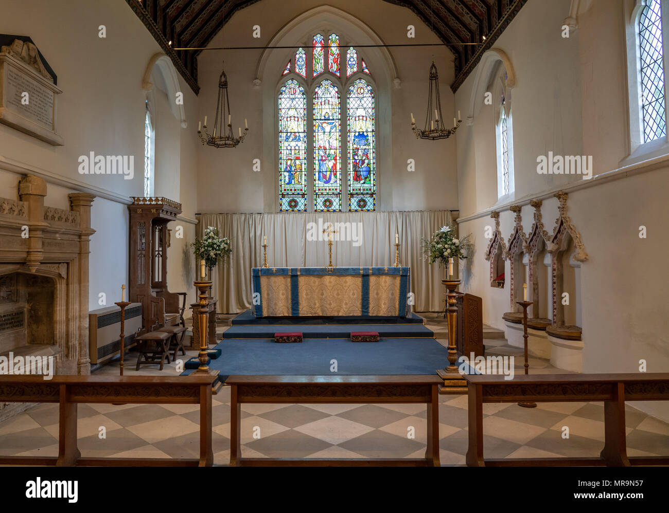 Interior of St Mary the Virgin church in village of Hambleden Stock ...