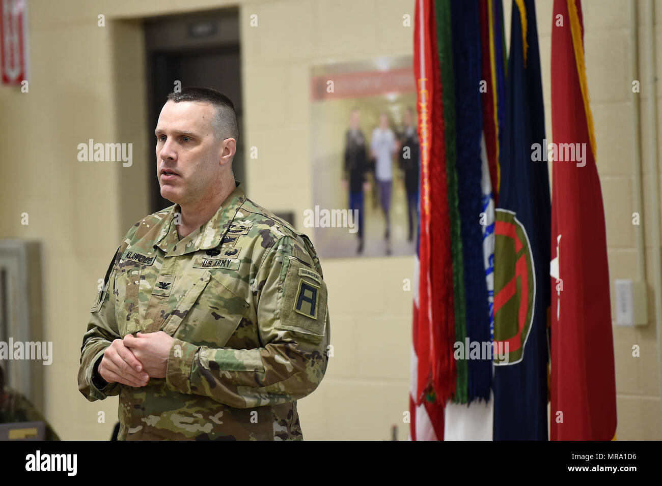 New command team orientation hi-res stock photography and images - Alamy