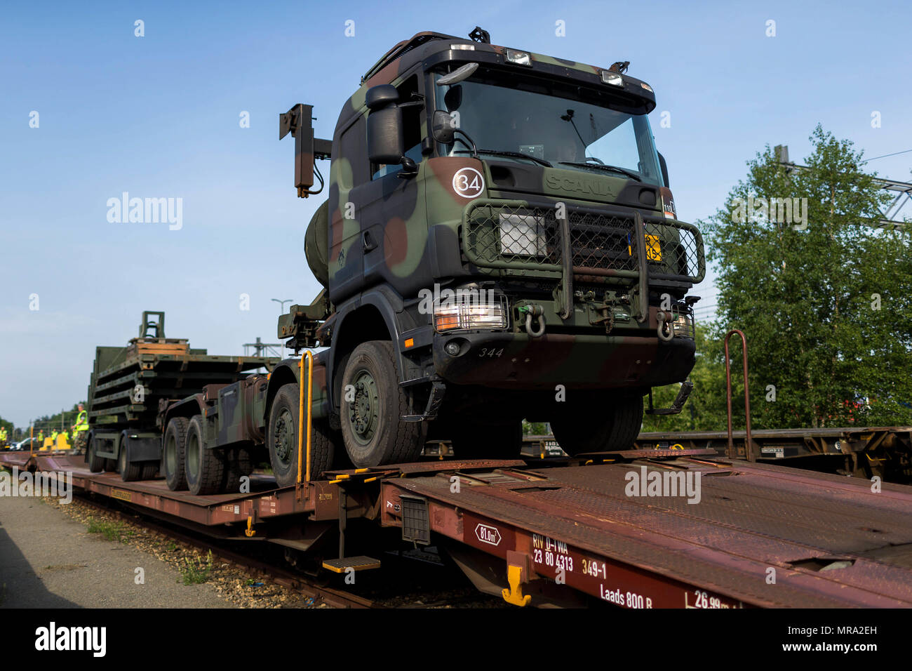 Dutch Marines in cooperation of MOVECON units load their equipment on ...