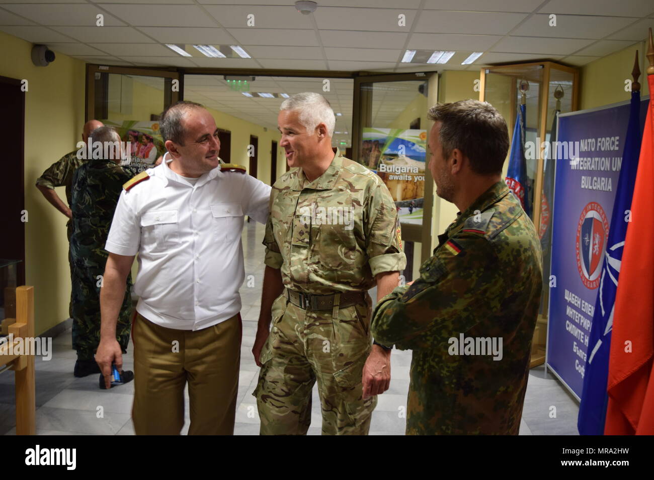 Lieutenant general ian cave hi-res stock photography and images - Alamy