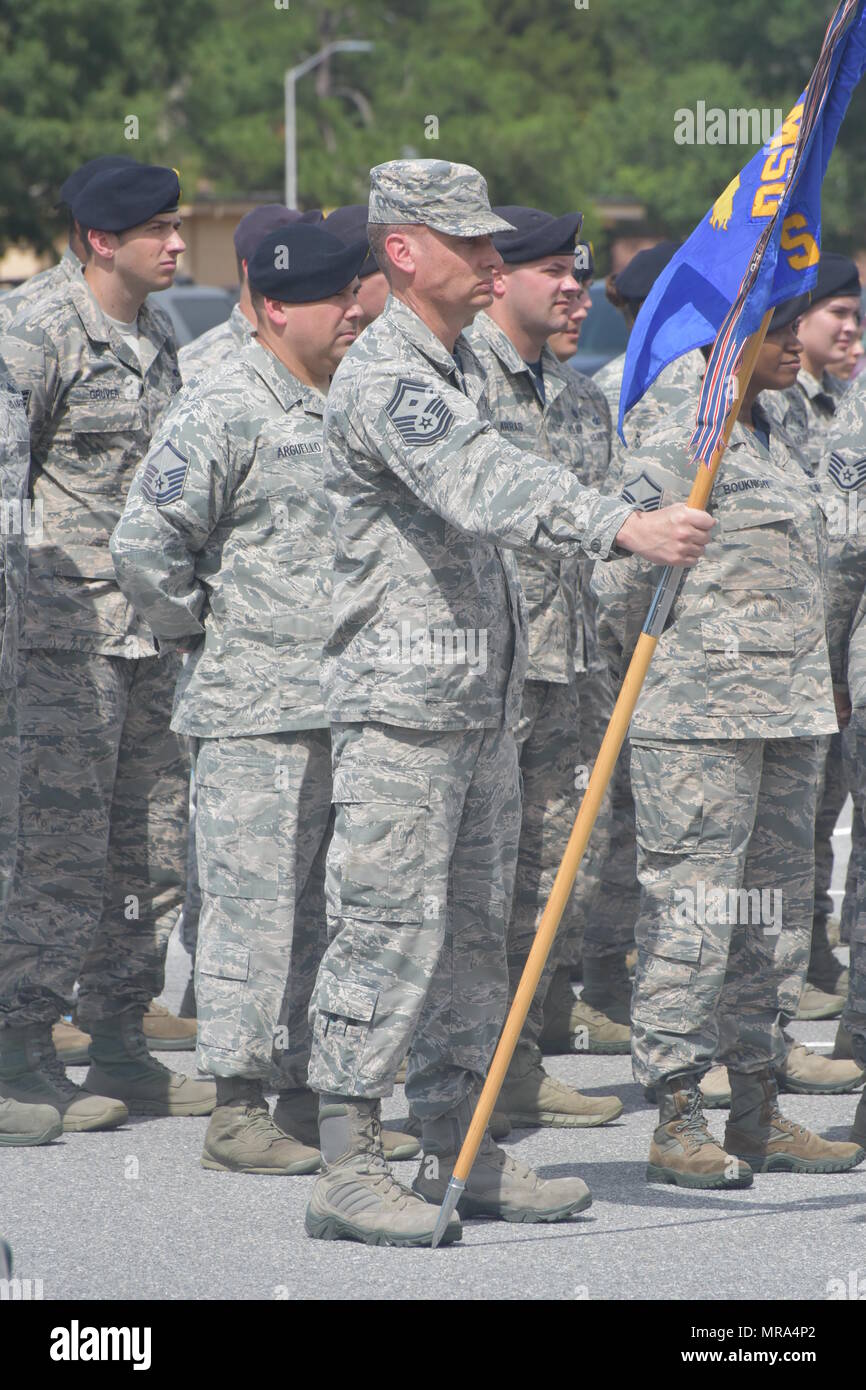 78 air base wing headquarters building hi-res stock photography and ...