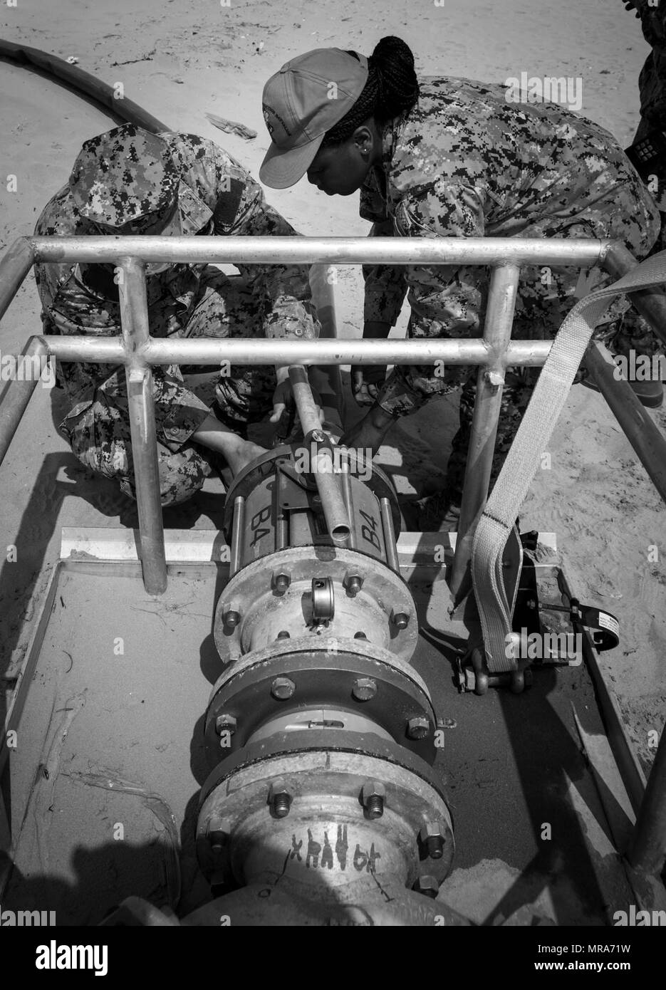 Amphibious bulk liquid transfer system hi-res stock photography and ...