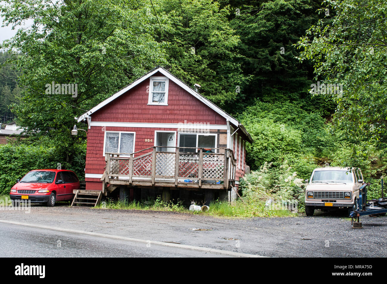 Traditional wooden architecture hi-res stock photography and images - Alamy