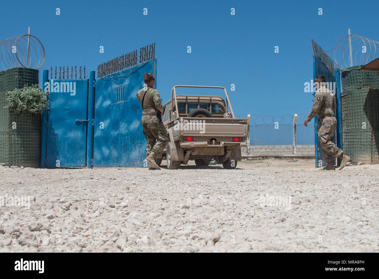 Somali national army sna soldiers hi-res stock photography and images ...
