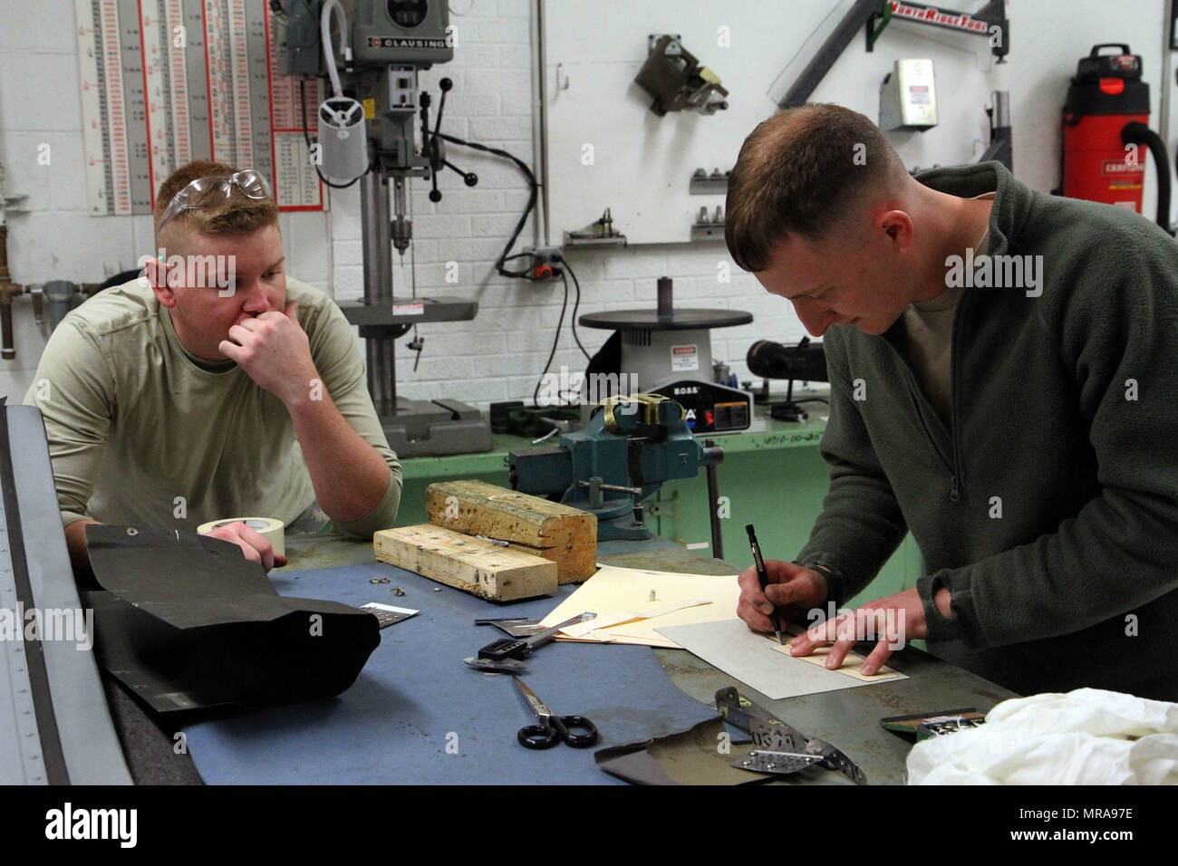 935th aviation support battalion hi-res stock photography and images ...