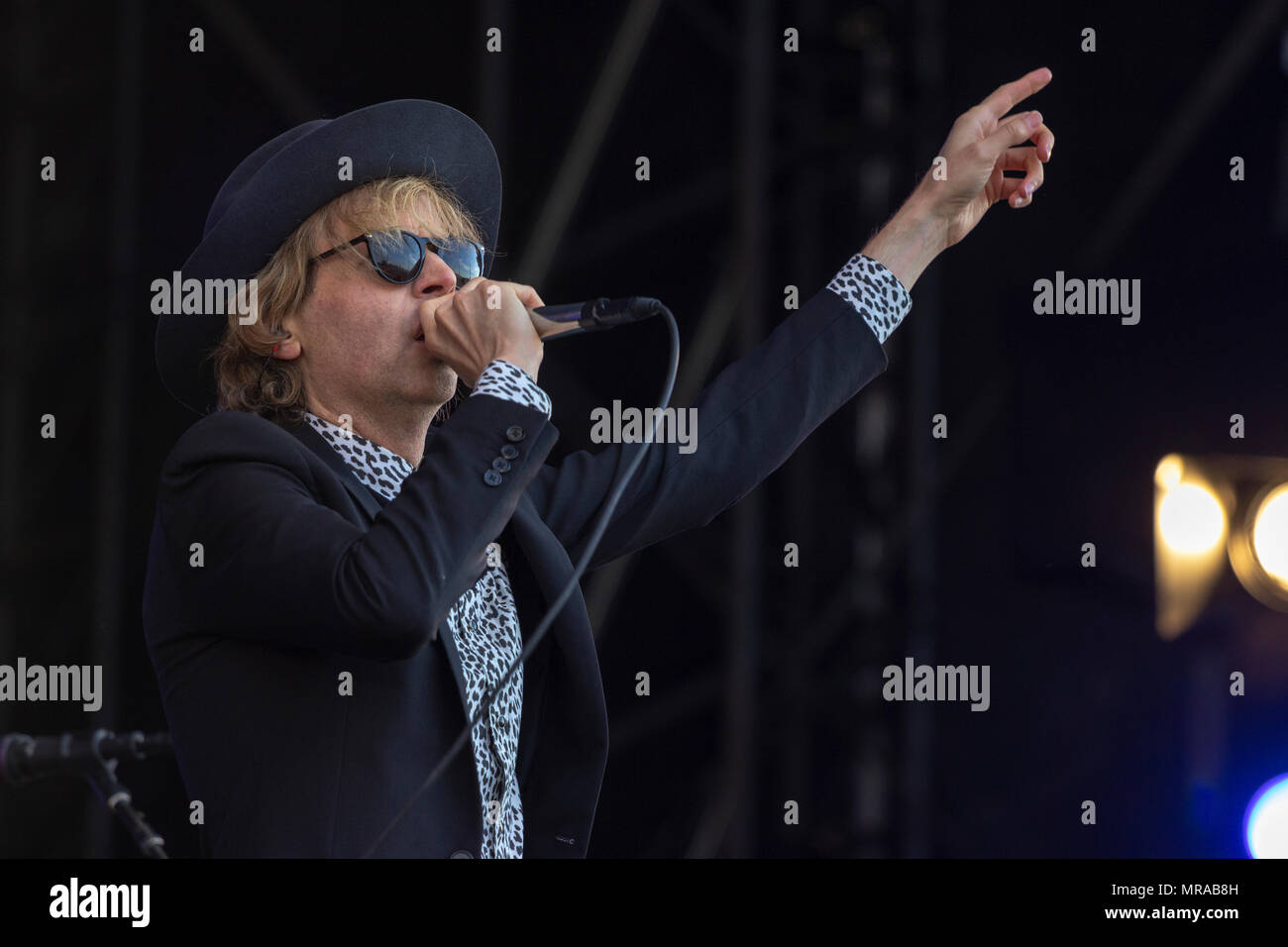 Beck hansen 2018 hi-res stock photography and images - Alamy