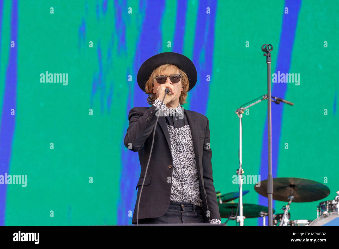 Beck hansen 2018 hi-res stock photography and images - Alamy