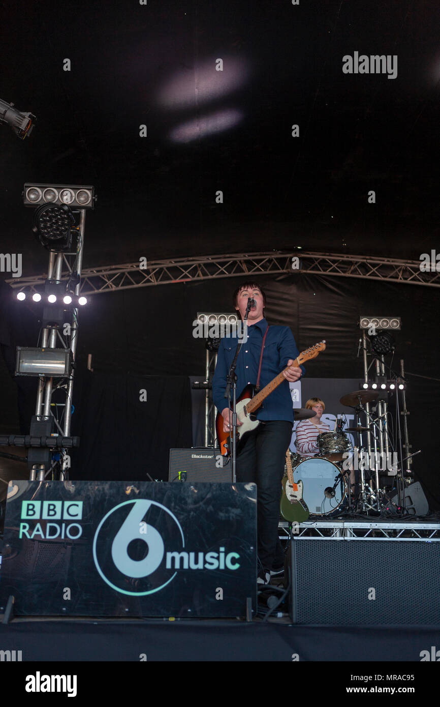 Touts band hi-res stock photography and images - Alamy