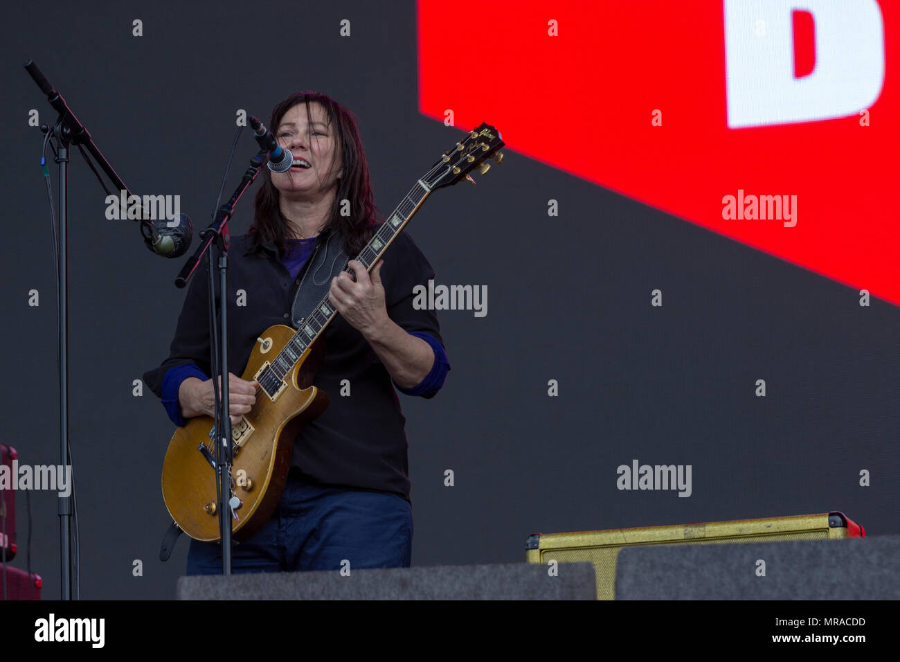 The breeders band 1989 hi-res stock photography and images - Alamy