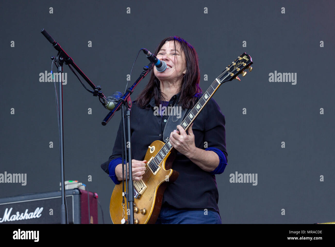 The breeders band 1989 hi-res stock photography and images - Alamy