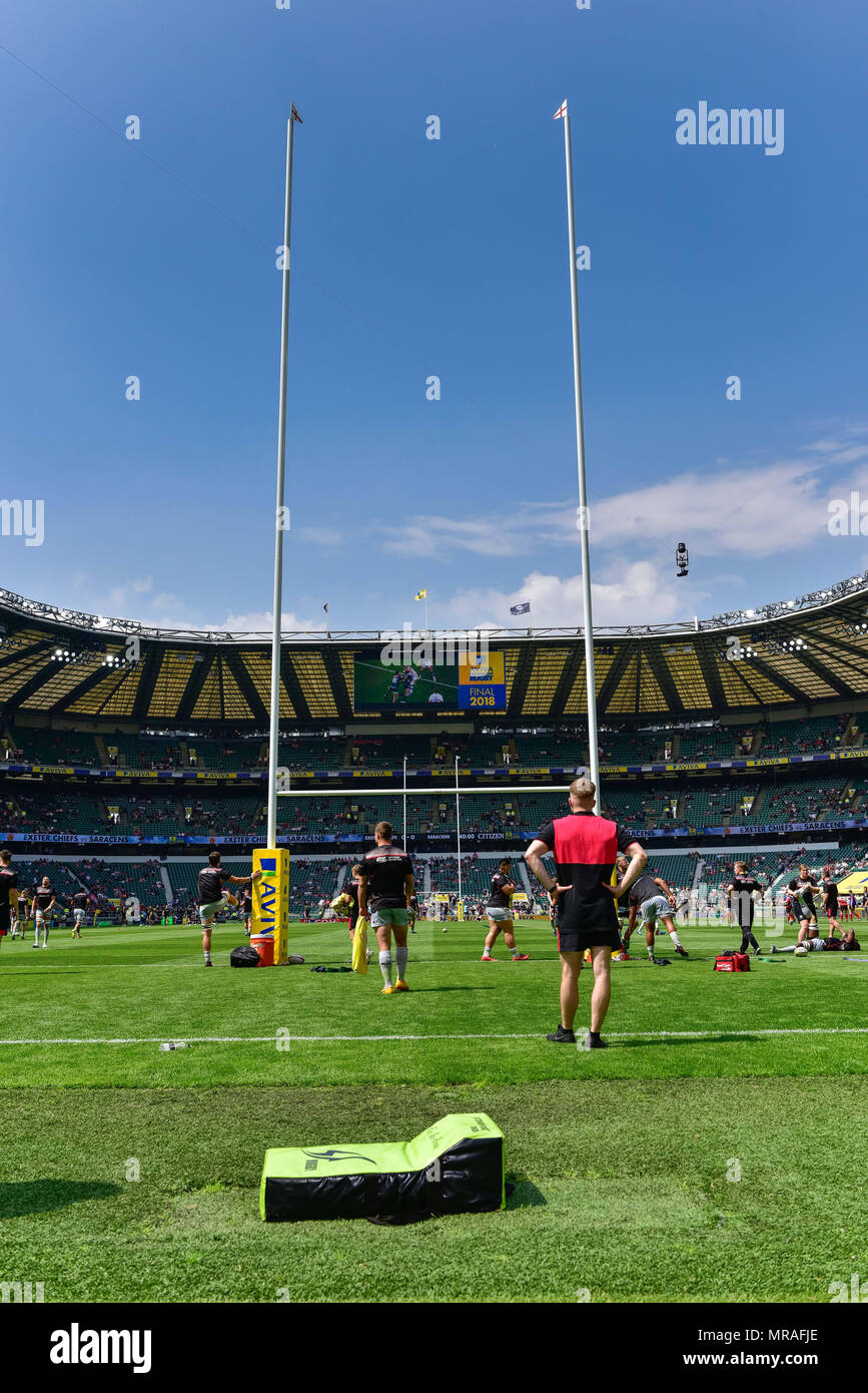 Rugby posts twickenham stadium hi-res stock photography and images - Alamy
