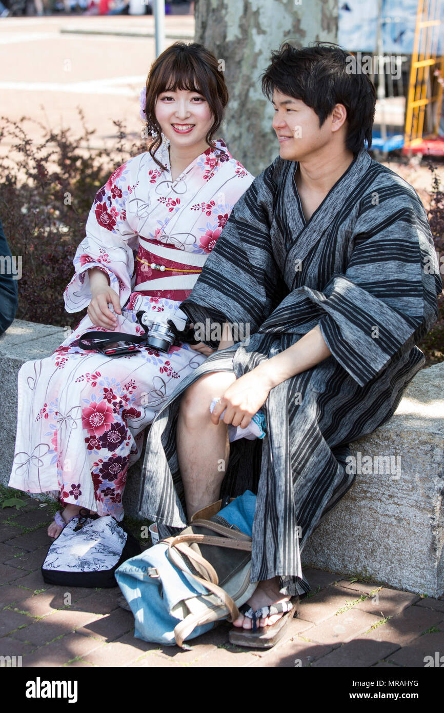 Tag live hi-res stock photography and images - Alamy