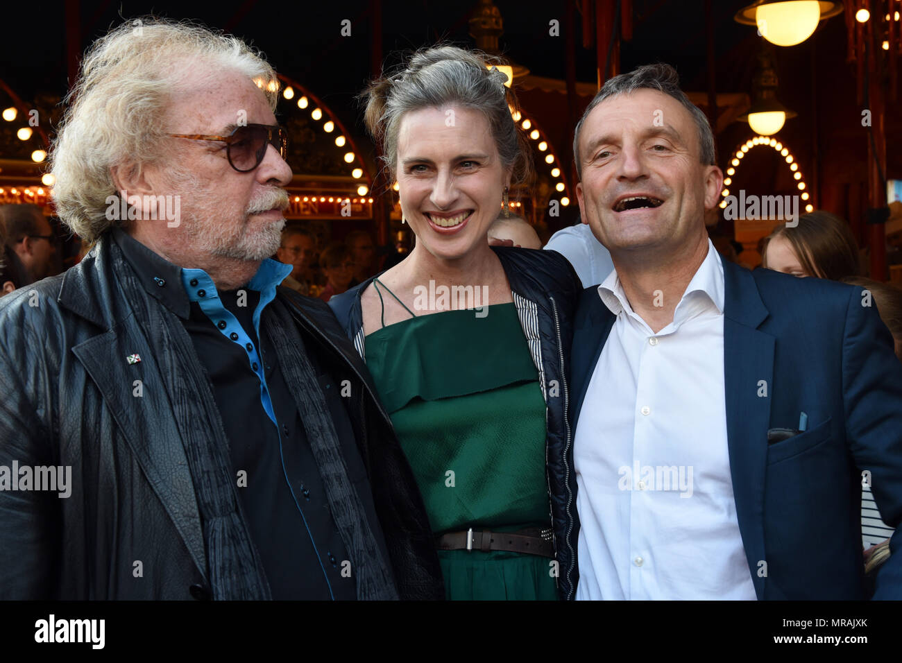 With his wife vera hi-res stock photography and images - Alamy