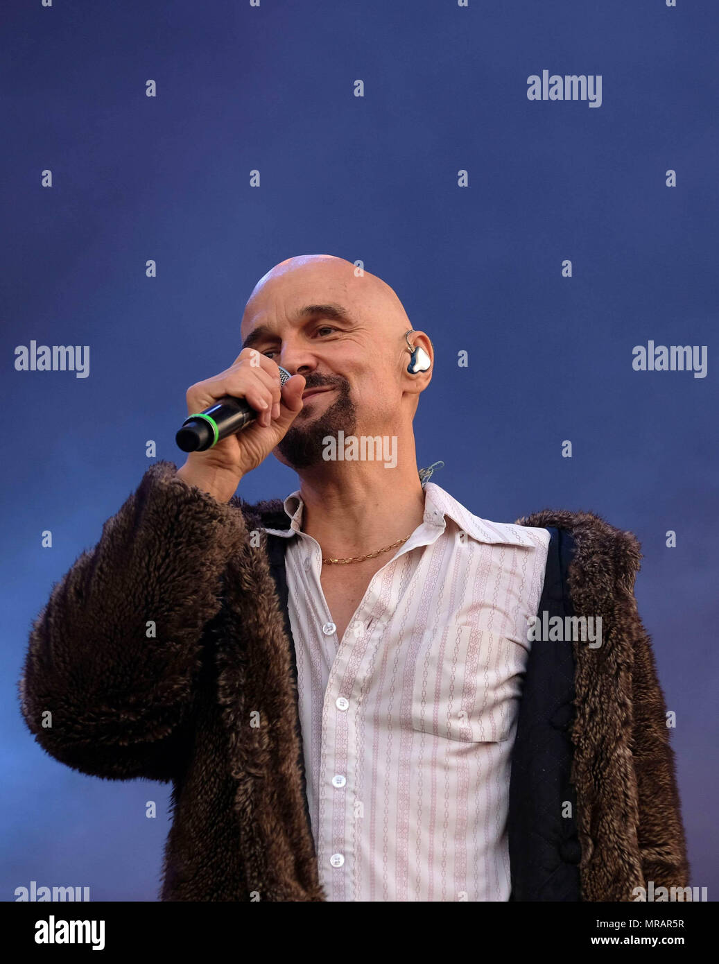 Tim Booth High Resolution Stock Photography and Images - Alamy