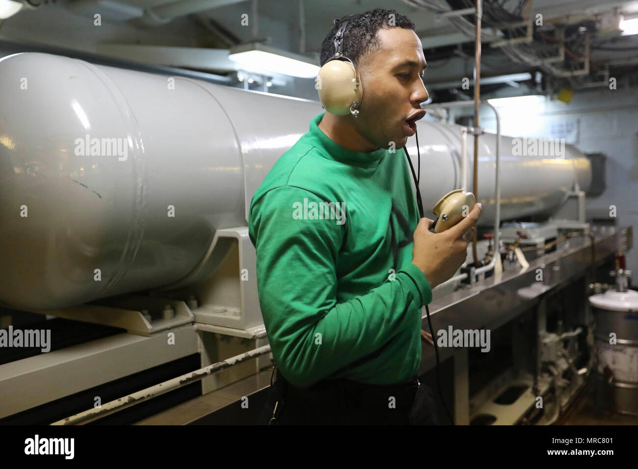 Arresting gear room hi-res stock photography and images - Alamy